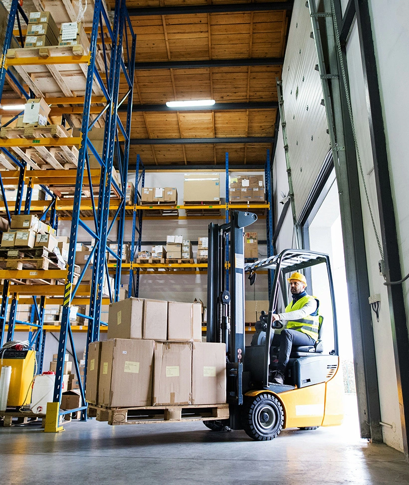 Warehouse Dock Operations: Equipment Essentials and Benefits | 4Dock