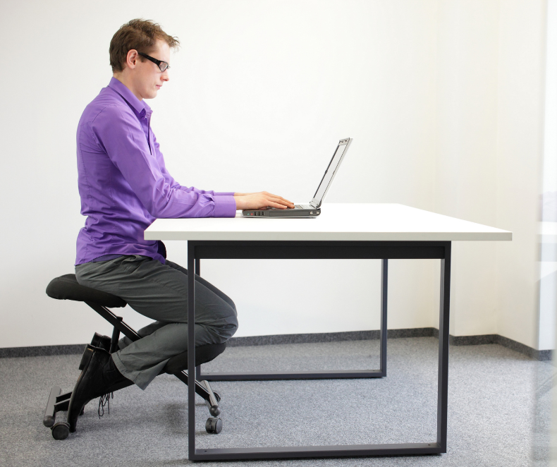 4 Unique Office Sitting Solutions for a Healthy Spine | FlexiSpot