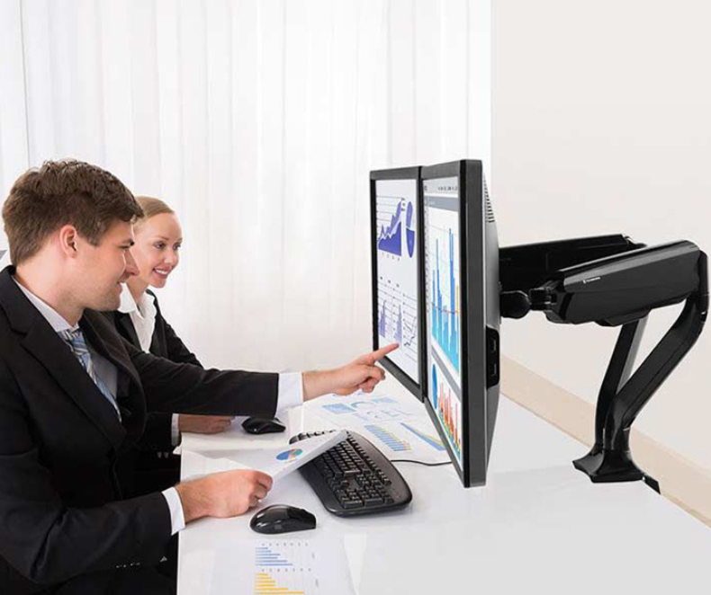 Positioning the Monitor Right - All You Need to Know to Get Ergonomics ...