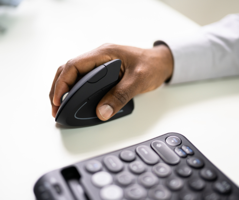 Reduce Your Risk of Wrist Injuries By Learning How to Hold the Mouse ...