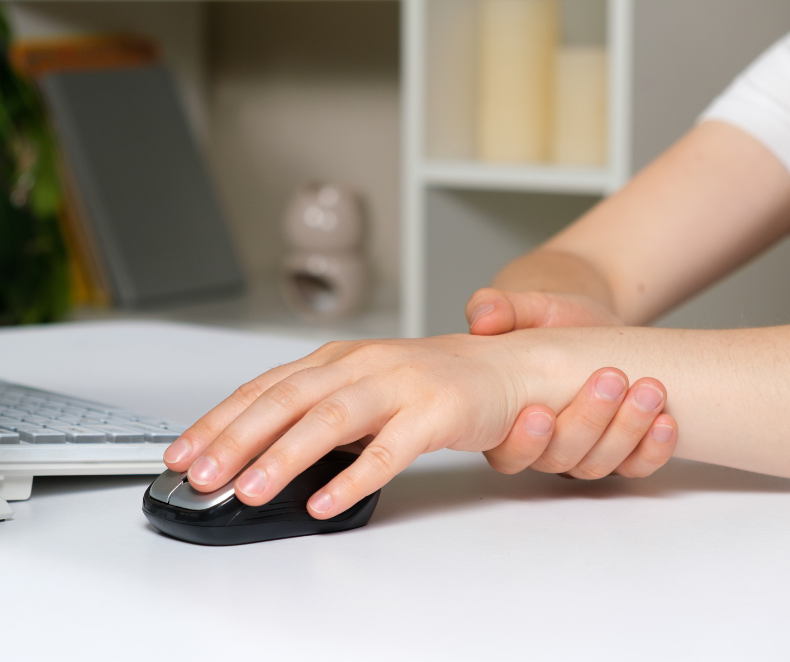 Risks of Poor Gaming Posture | FlexiSpot